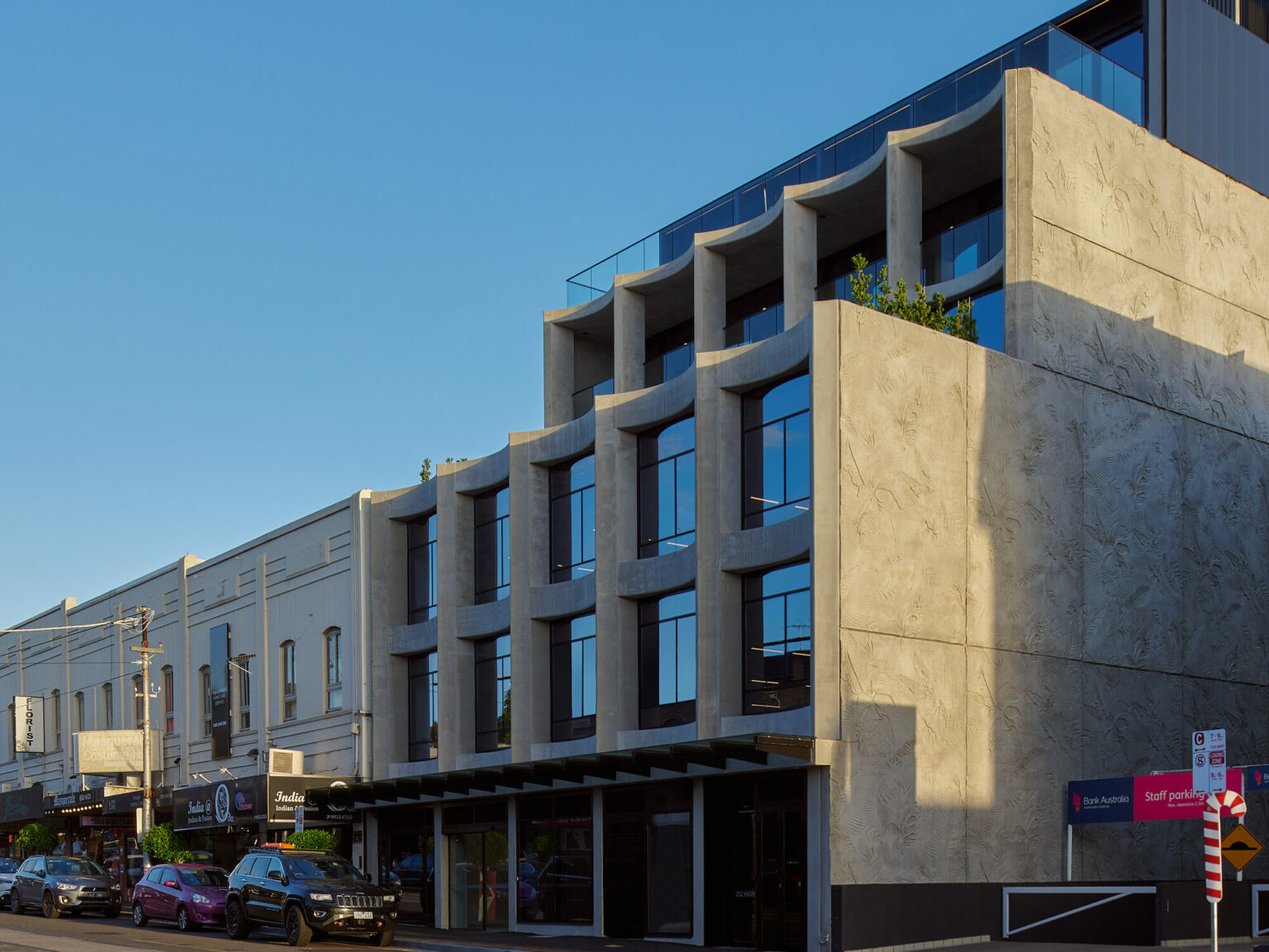 Kew Offices – UPco